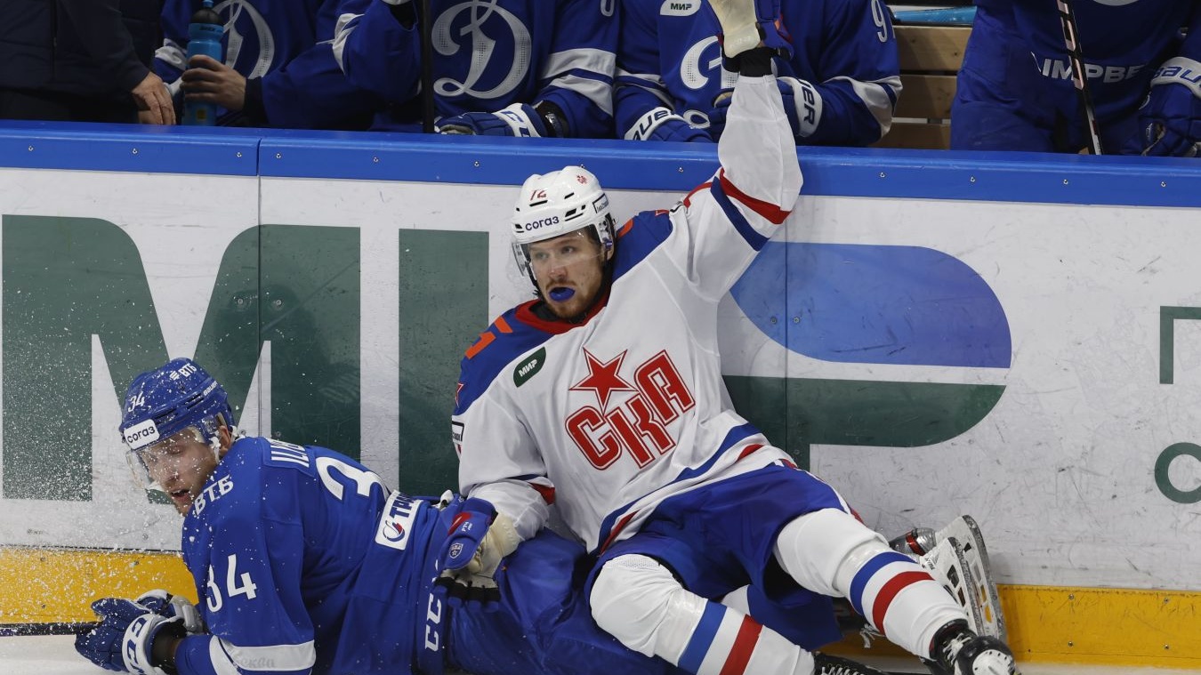 Mandy Maple Leaf Toronto