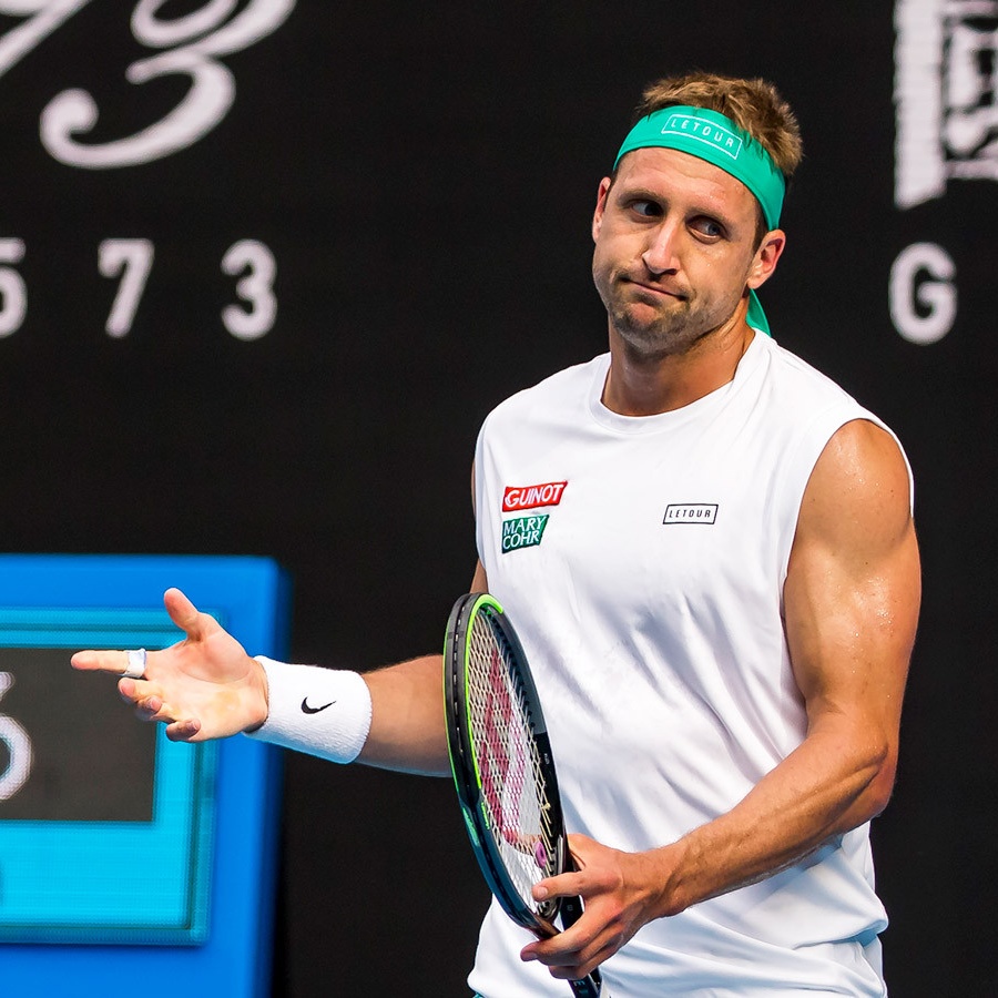 Sandgren tennis store