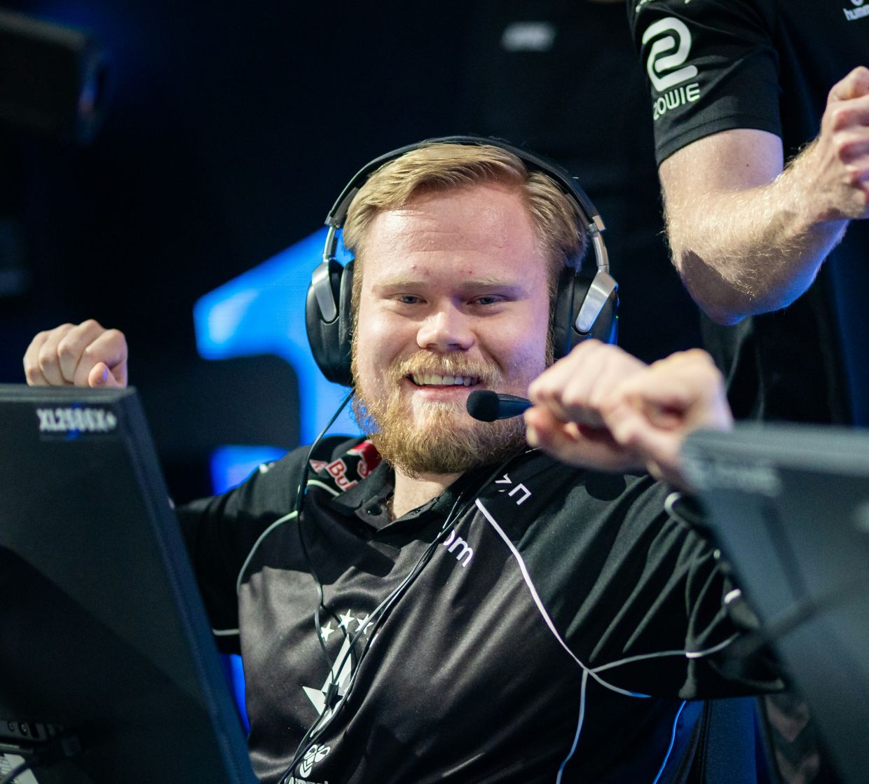 Игроки StarLadder Budapest Major 2025 по CS 2 — m0NESY, donk, apEX, Magisk, kyousuke - Чемпионат