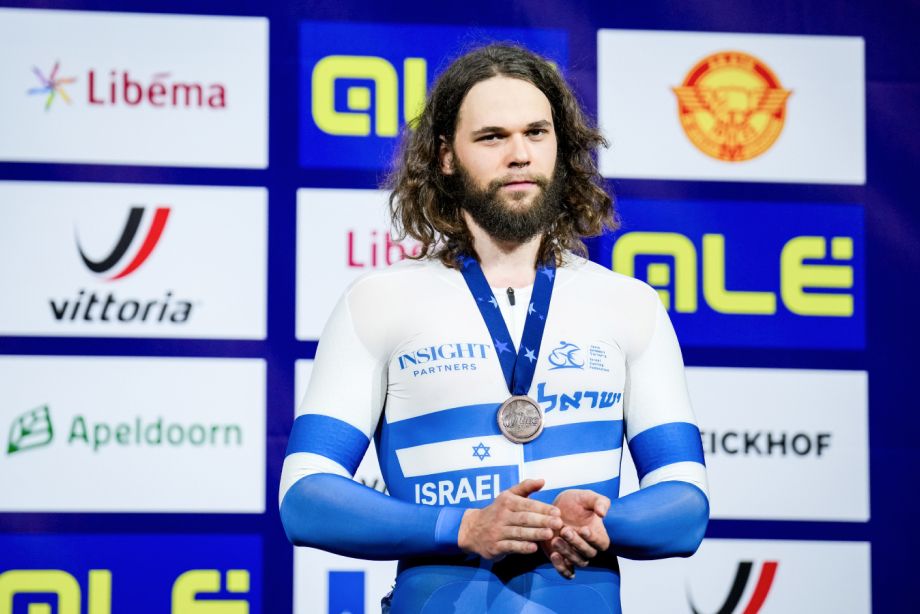 Бывший российский велогонщик Михаил Яковлев стал серебряным призёром ЧМ ...