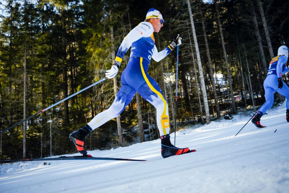 «Очень необычно». Шведский лыжник отреагировал на появление болельщиков ...