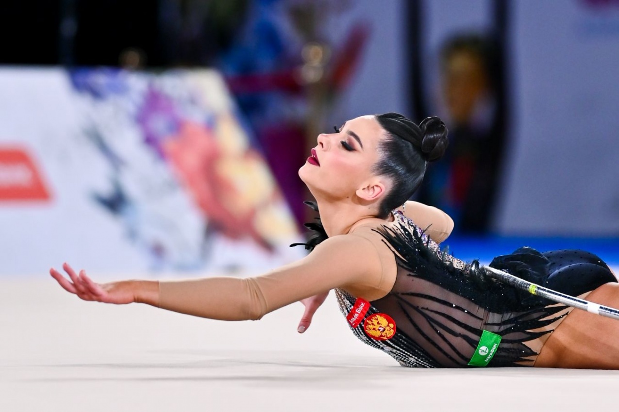 Российская гимнастка Лала Крамаренко и загадочное удаление здорового ...