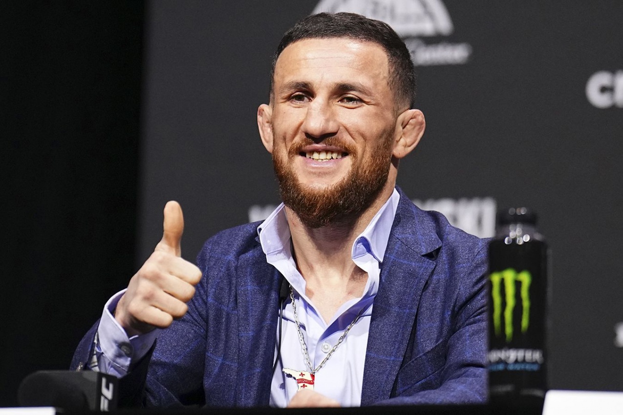 Пётр Ян оценил шансы Двалишвили в бою с О’Мэлли - Чемпионат