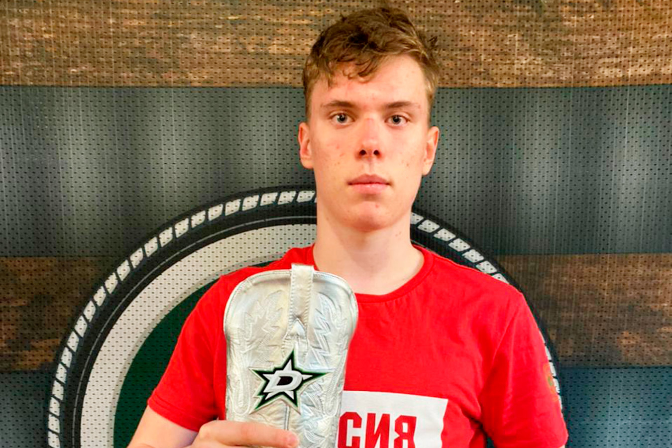 Данила Юров стал игроком матча сборных России и США на ЮЧМ-2021 - Чемпионат