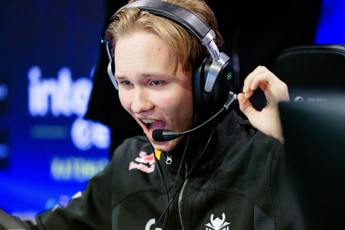 18-летний россиянин m0NESY вместе с G2 вышел в полуфинал чемпионата ...