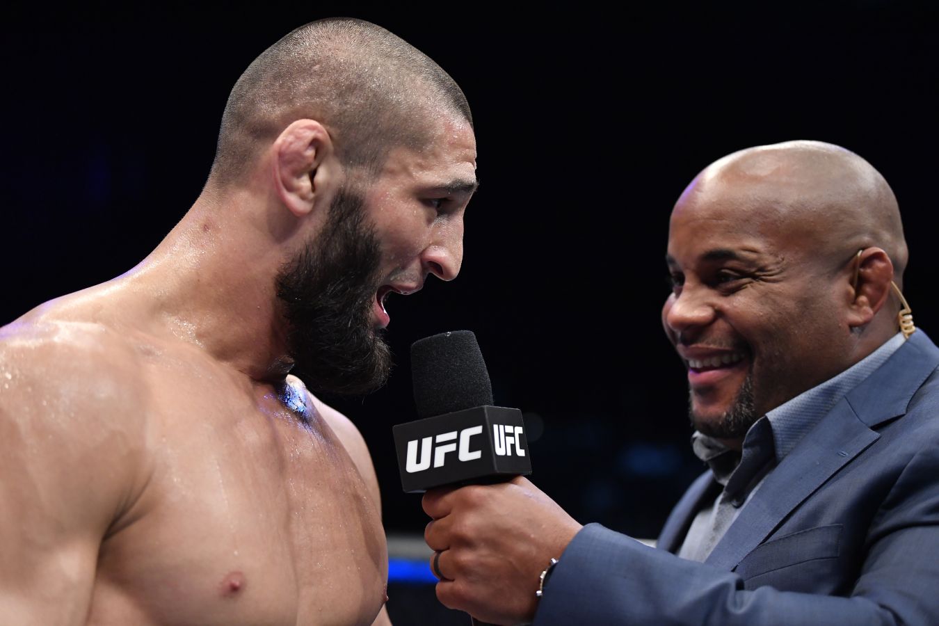 Хамзат Чимаев оскорбил де Риддера после поражения от Аллена на турнире ...