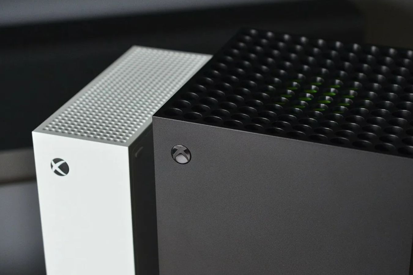 За год спрос на PS5 и Xbox Series в России увеличился втрое - Чемпионат