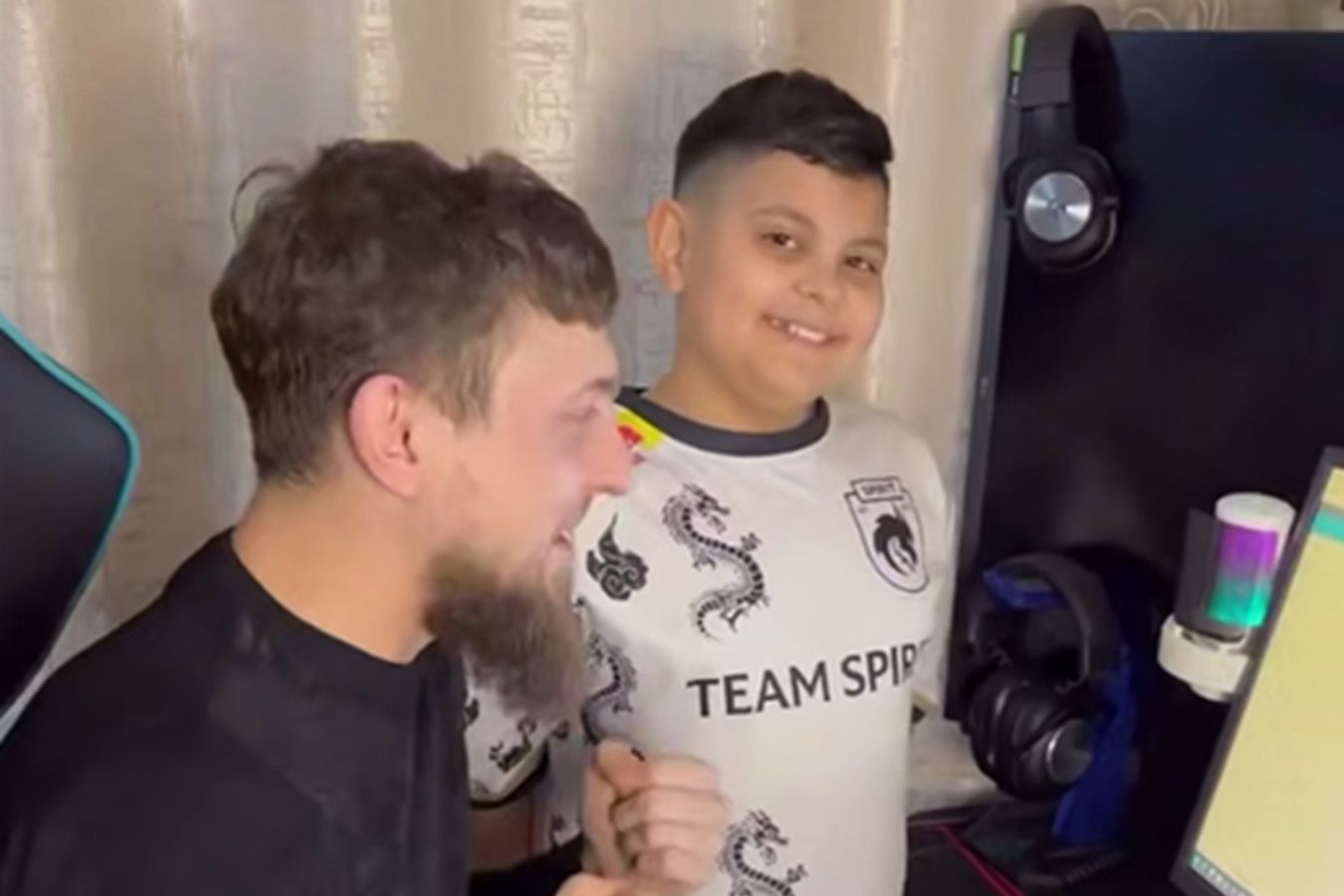 9-летний игрок в Counter-Strike 2 подписал контракт с профессиональным клубом Team Spirit ...