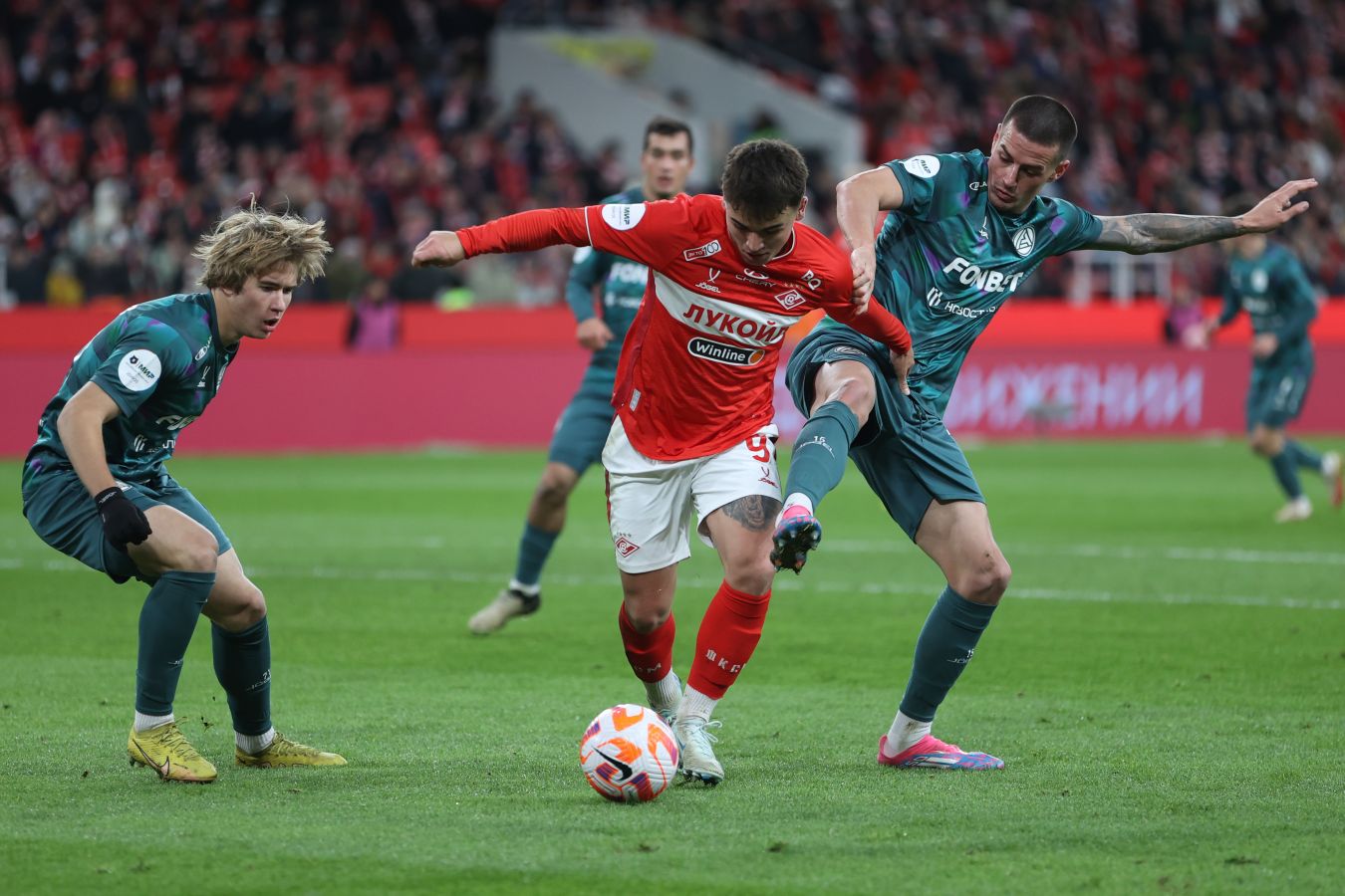 Игрок «Акрона» Лончар: в Черногории хотели бы сыграть со сборной России ...