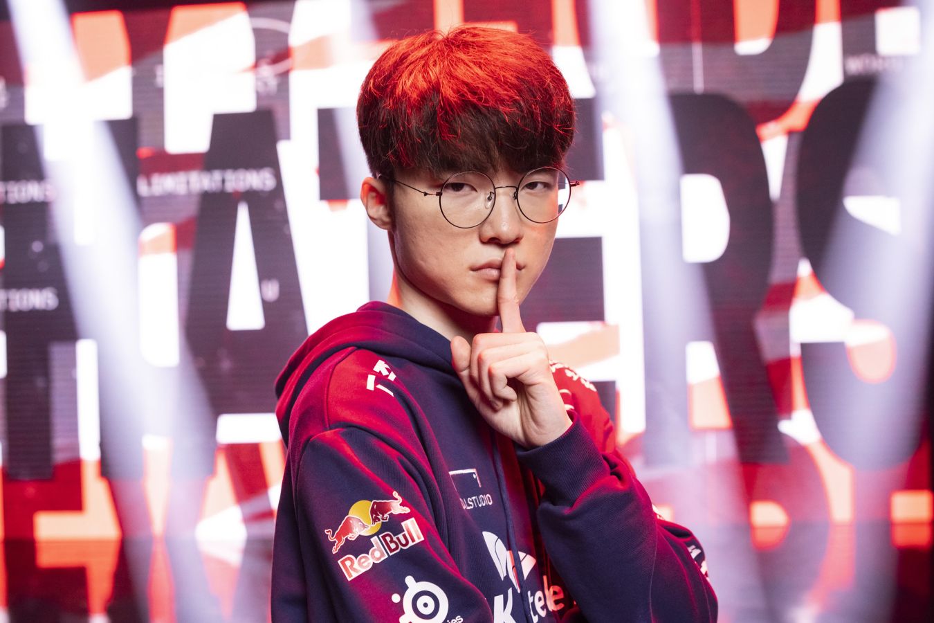 Faker стал первым игроком в истории League of Legends с 10 участиями на Worlds - Чемпионат