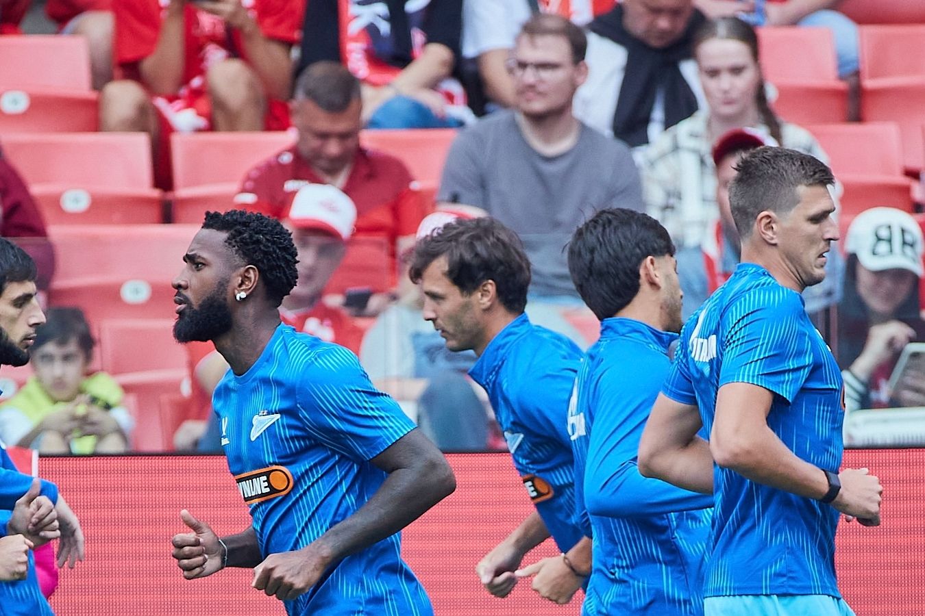 Болельщики «Спартака» атаковали Александра Соболева после матча с «Зенитом» - Чемпионат