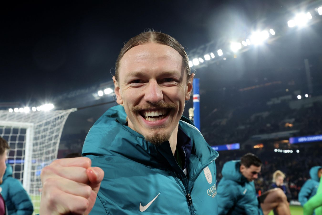 «Стоило лишь правильно усилиться». РПЛ отреагировала на выход «ПСЖ» с ...