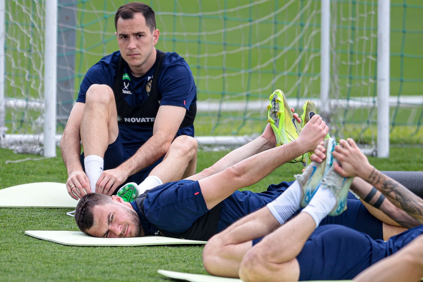 Максим Осипенко назвал трёх сильнейших российских защитников прямо ...