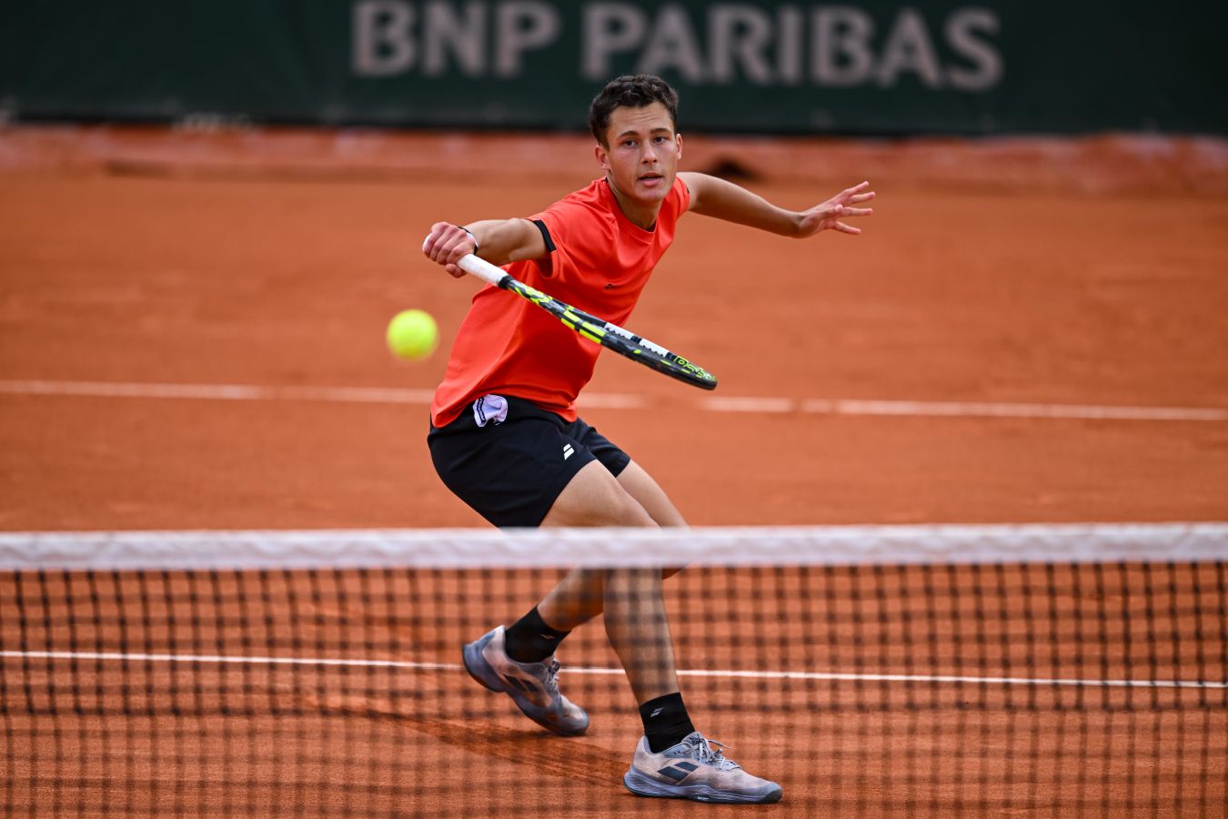 «Близок мне по стилю». Савва Рыбкин назвал теннисистов, за которыми ...