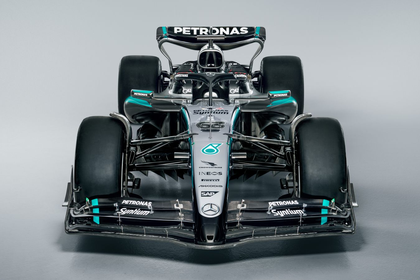 Презентация команды Формулы-1 Мерседес перед сезоном-2025 — новая ливрея, фотографии, онлайн ...