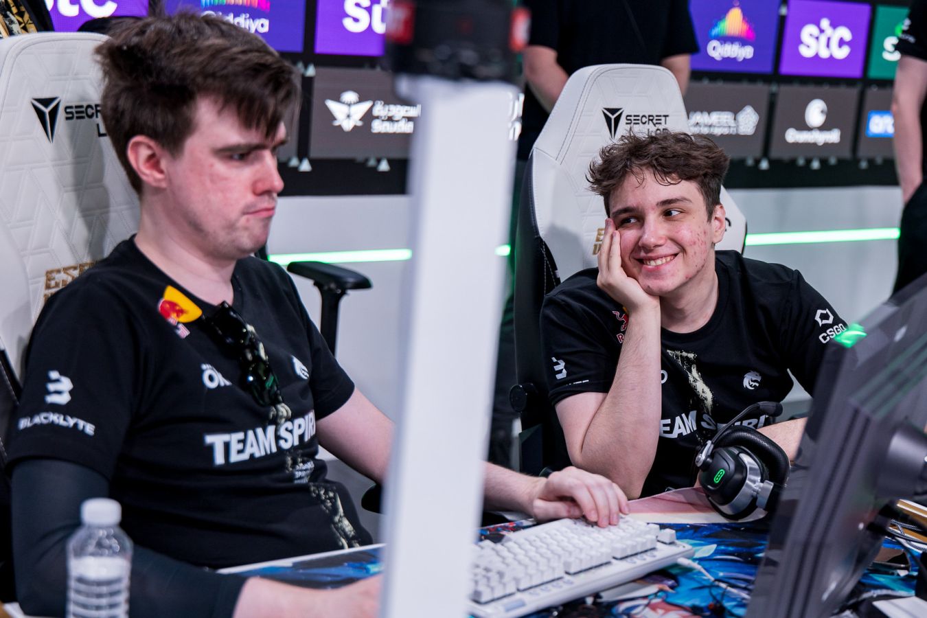 Team Spirit вышла в плей-офф Esports World Cup 2025 по Dota 2 - Чемпионат