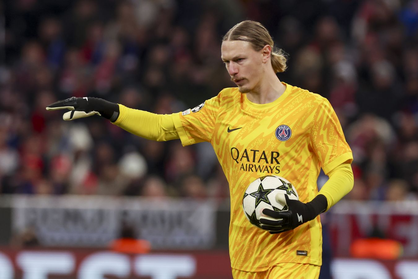 Сутормин: Сафонов помог «ПСЖ» крупно не проиграть «Баварии», вклад ...