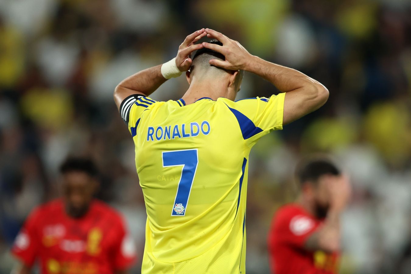 Кто говорит, что Месси лучше меня?» Роналду упомянул Лионеля в ролике ...