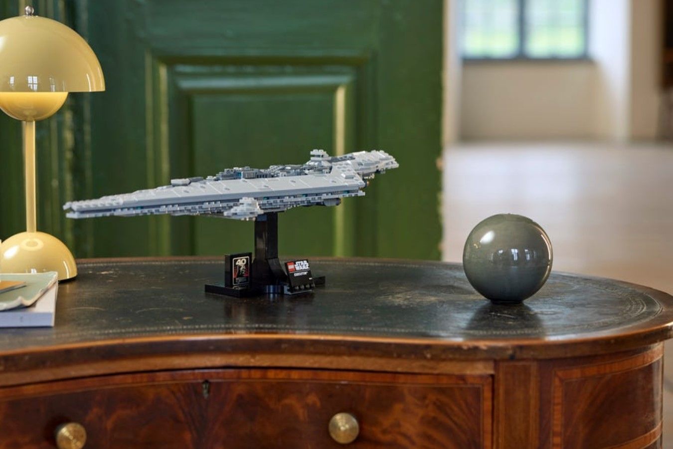 LEGO представила набор с кораблём Дарта Вейдера из «Звёздных войн ...