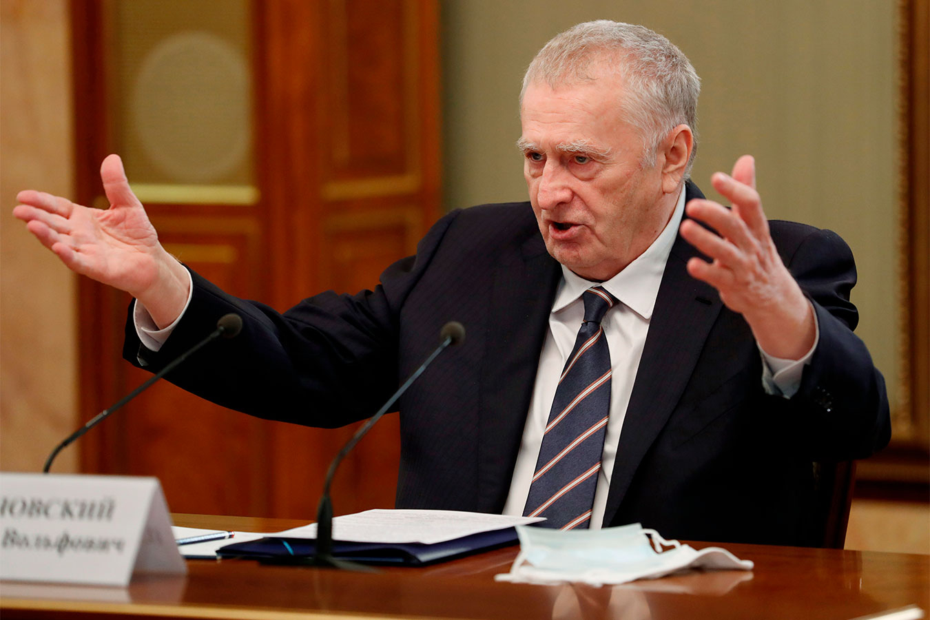 Жириновский: можем направить десант в Польшу, чтобы никто не посмел ...