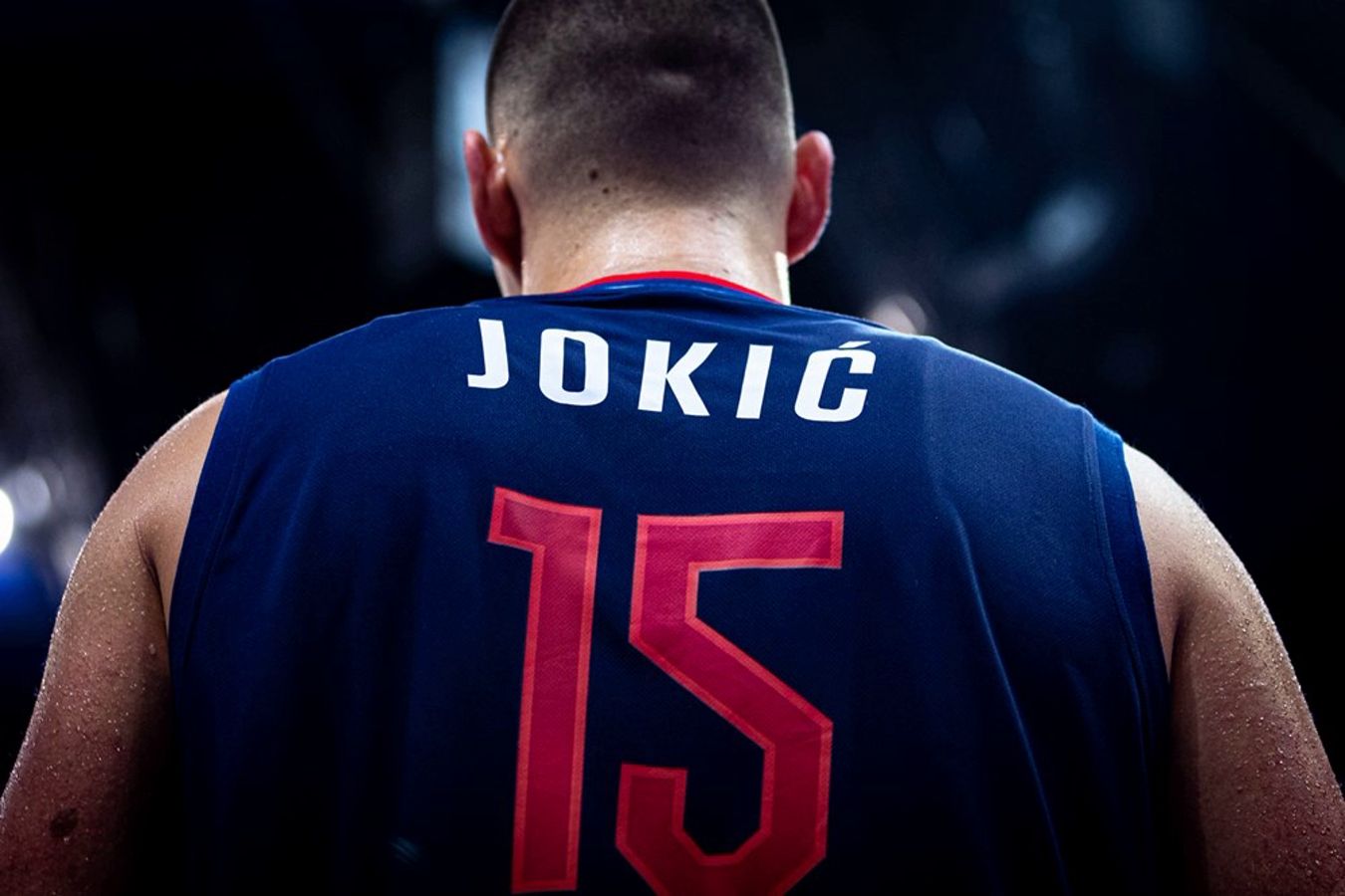 Видео: подавленный Никола Йокич покинул арену после сенсационного ...