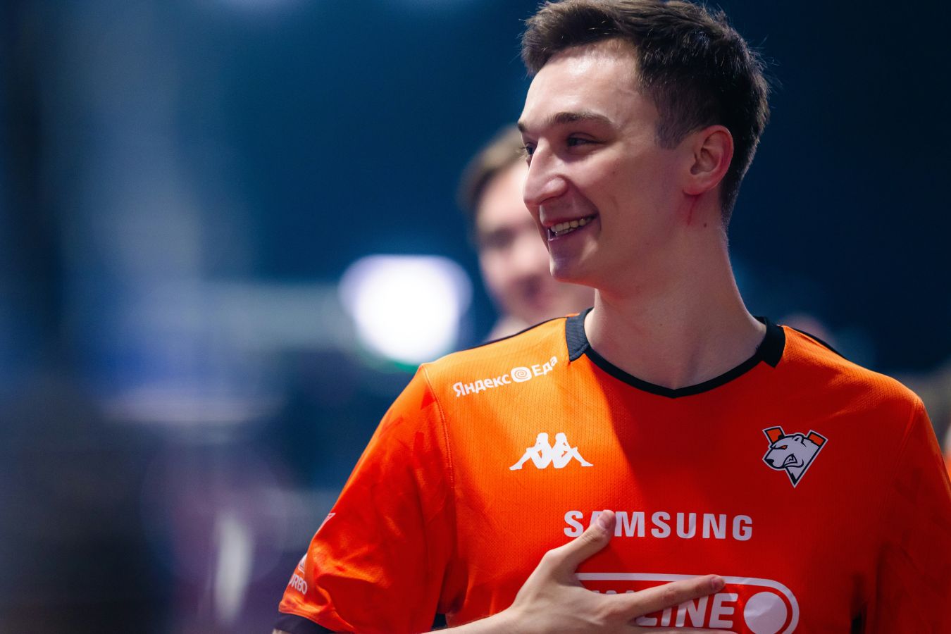 Team Spirit и Virtus.Pro прошли в основной этап BLAST Bounty 2025 по CS ...