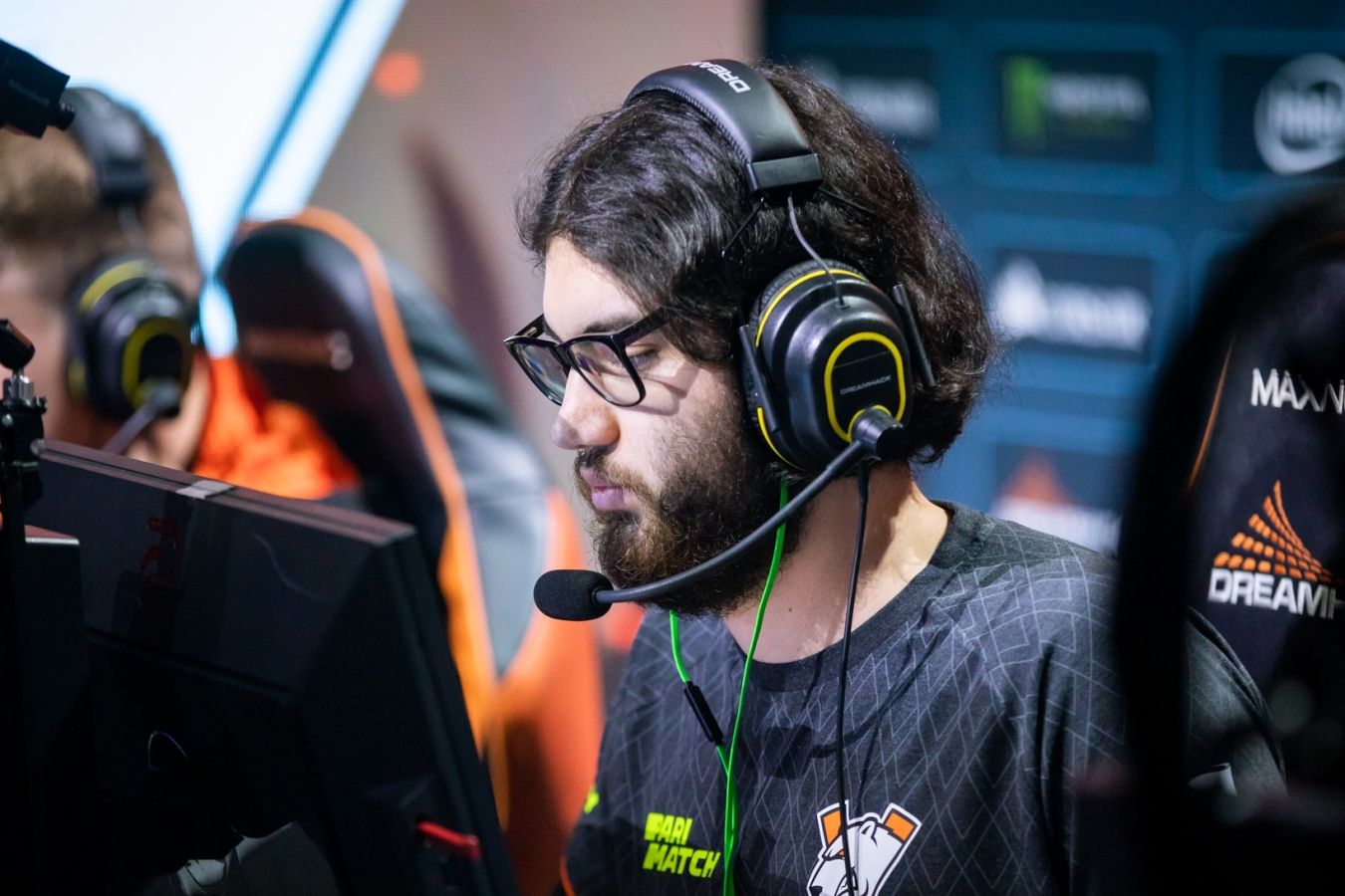 Прошла жеребьёвка RMR-турниров к мэйджору по CS:GO. NAVI и Virtus.pro попали в одну группу ...