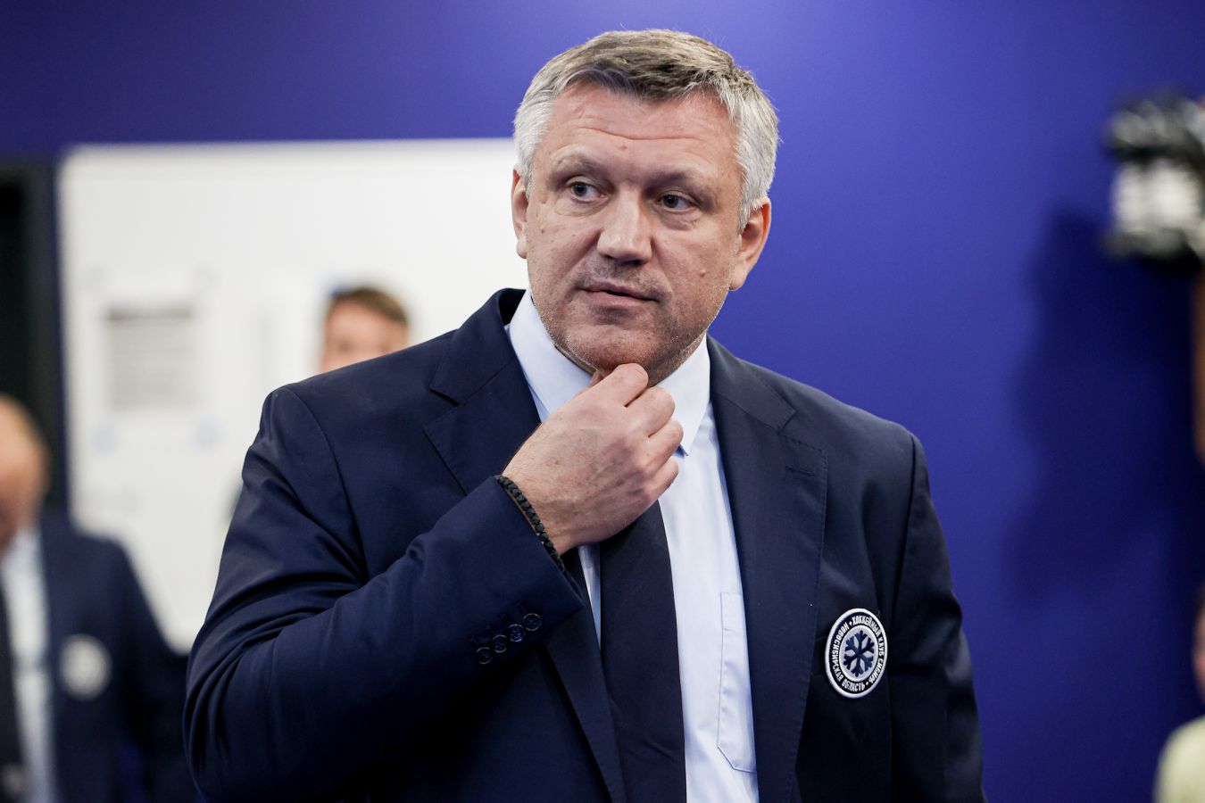 Вячеслав Буцаев рассказал об атмосфере в «Сибири» на фоне восьми ...