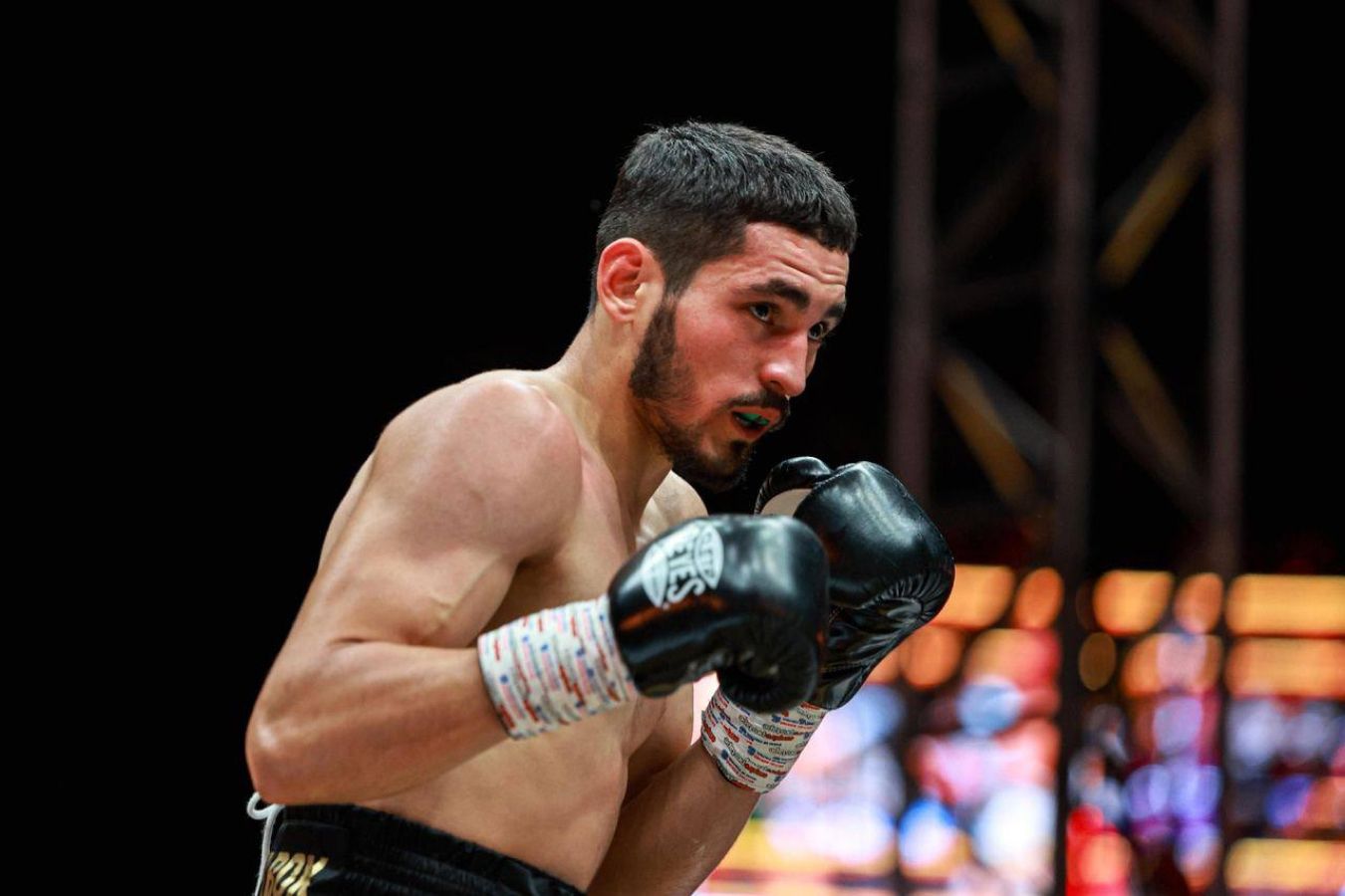 Альберт Батыргазиев — Нери Ромеро, как завершился бой, кто победил, Ночь чемпионов IBA ...