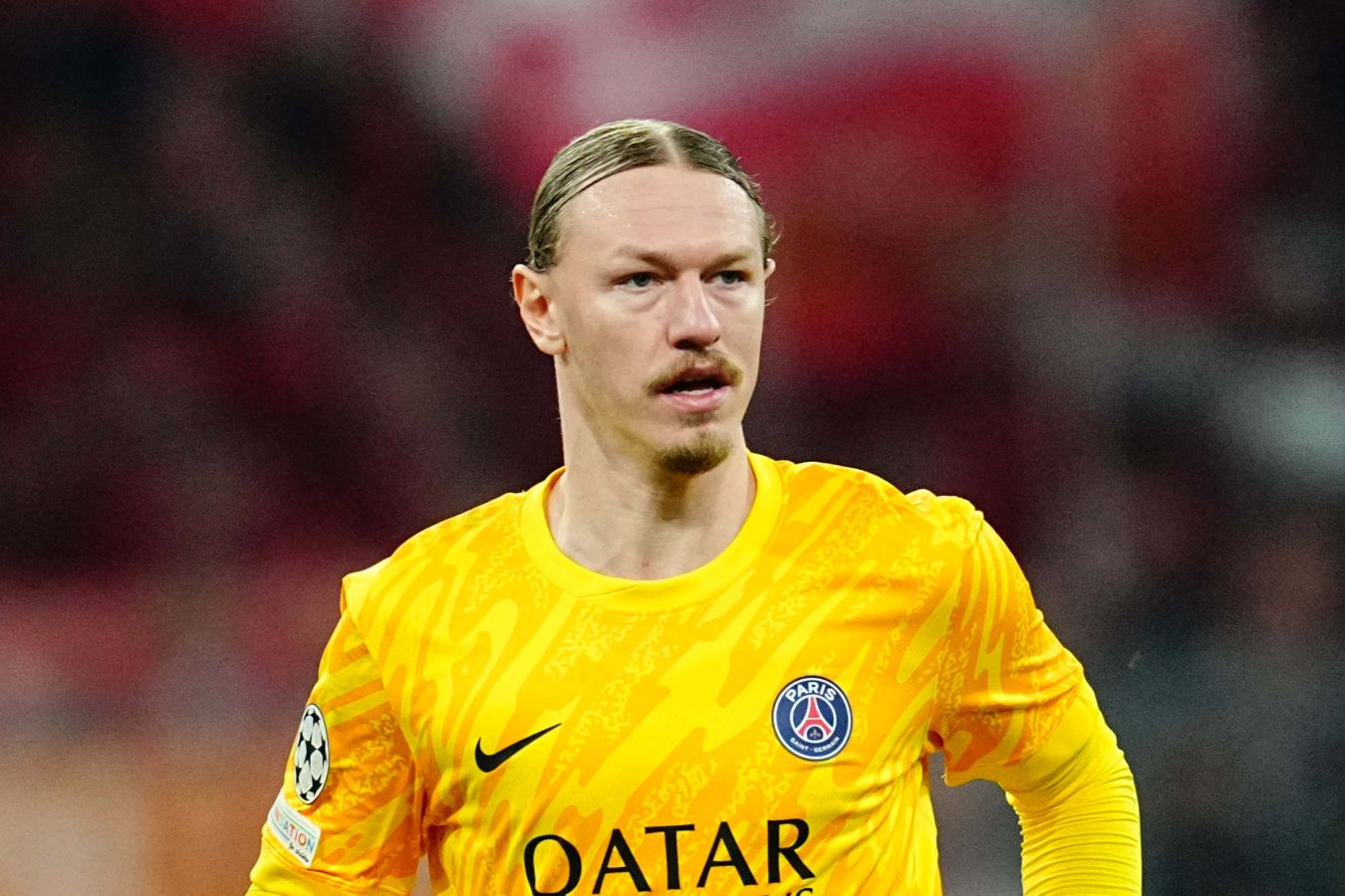 Сафонов прокомментировал слухи о возможном переходе украинского игрока ...