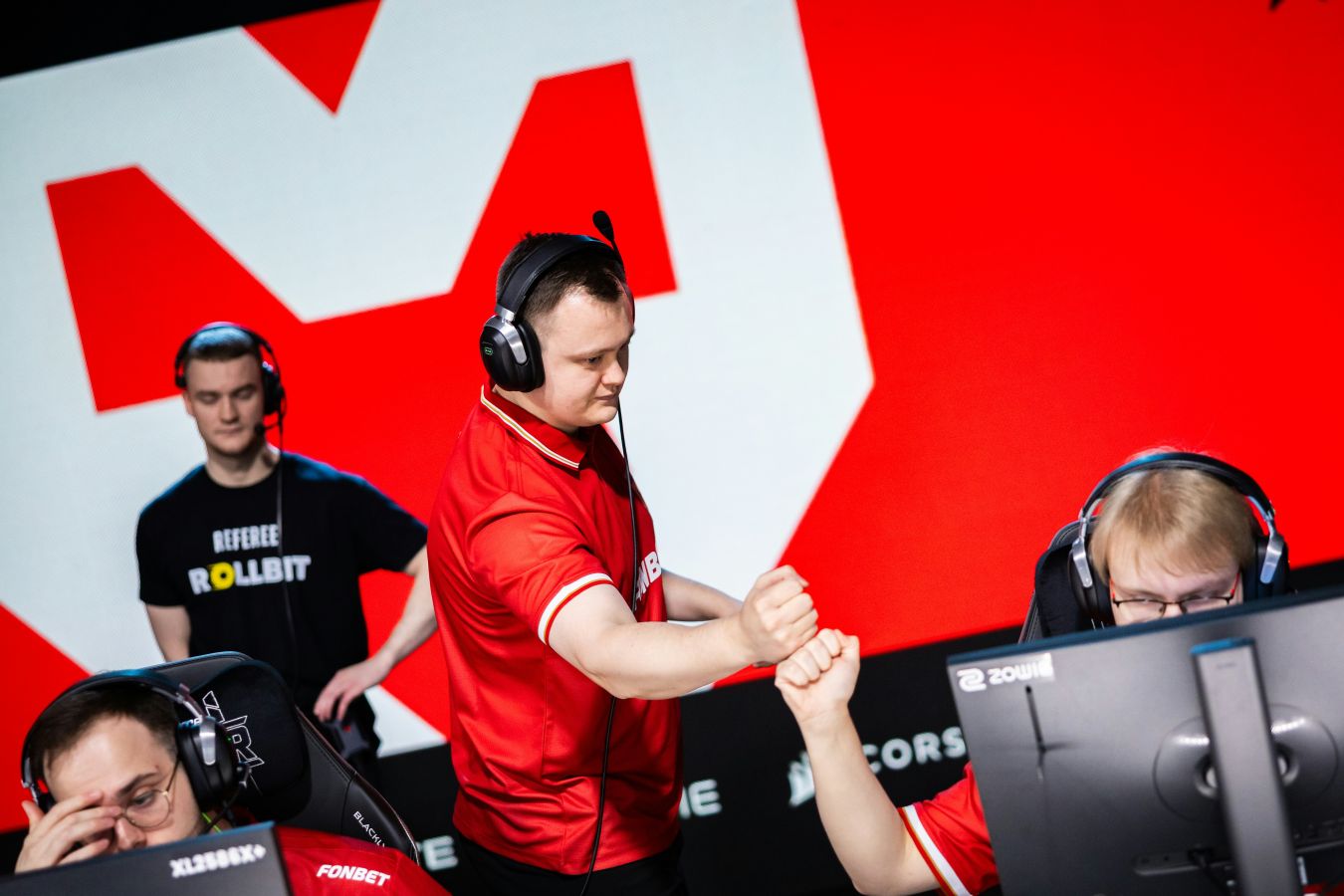 MOUZ обыграла PARIVISION на StarLadder Budapest Major — 2025 - Чемпионат
