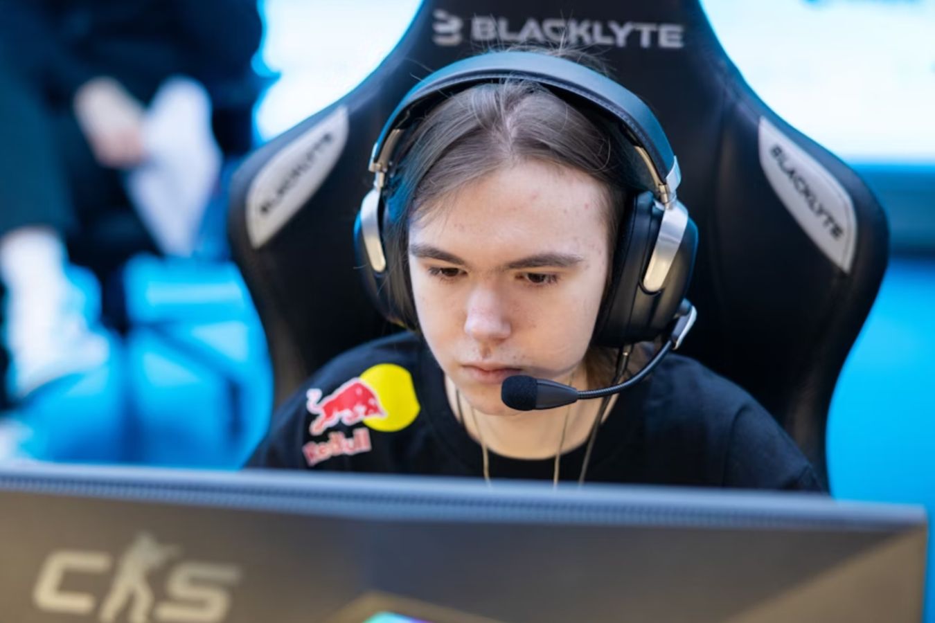 Team Spirit начала выступление на мэйджоре по CS2 в Шанхае с поражения ...