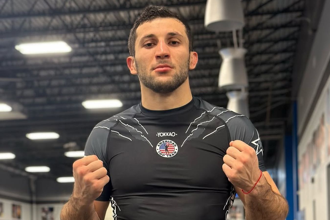 «Я всех размажу, я вам обещаю». Азамат Бекоев поблагодарил фанатов за поддержку - Чемпионат