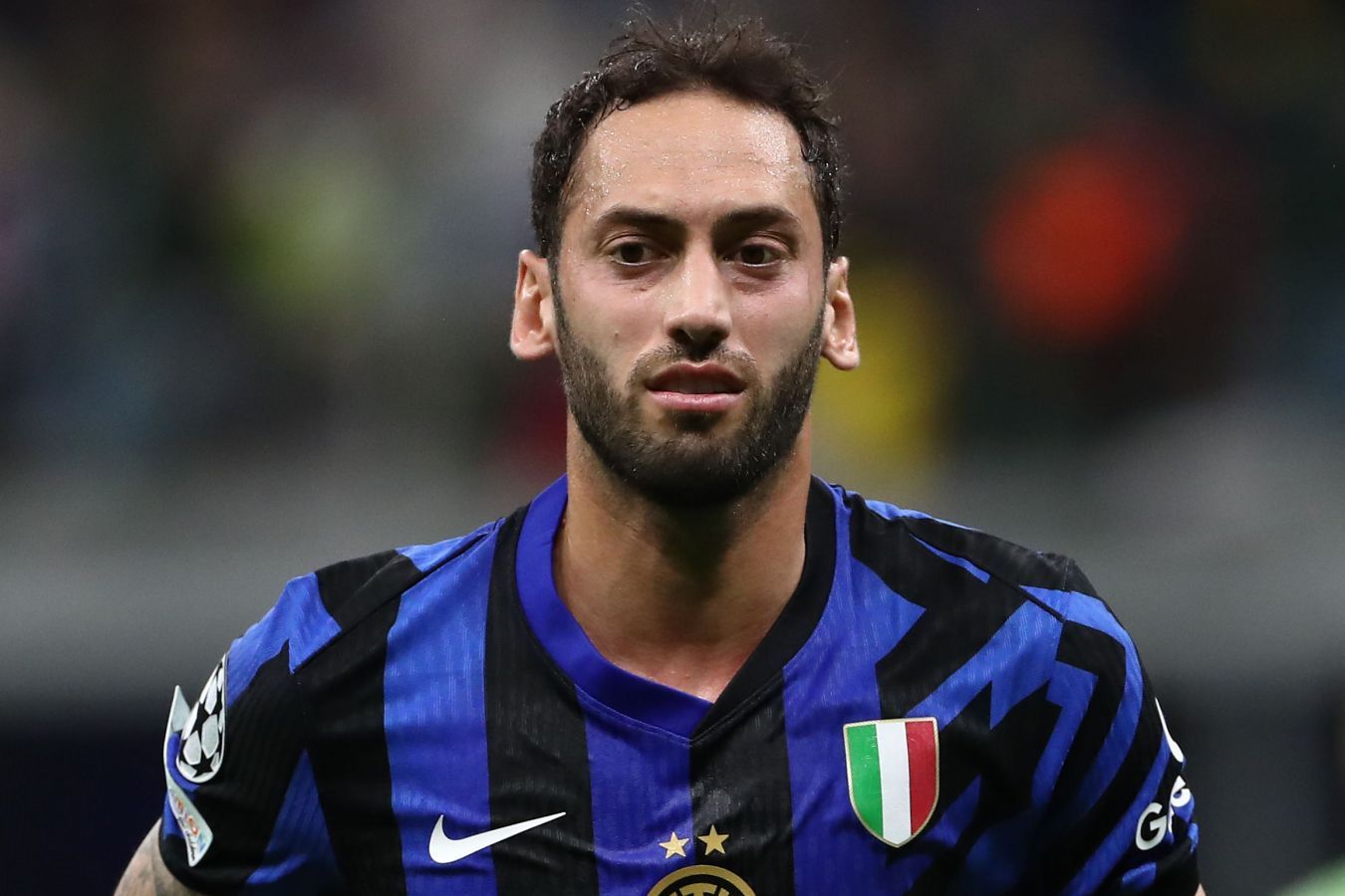 В «Интере» прокомментировали слухи об уходе Чалханоглу в один из ...