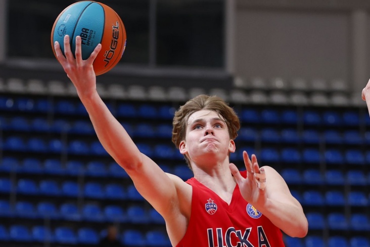 17-летний игрок молодёжного ЦСКА Илья Ермаков продолжит карьеру в NCAA — источник - Чемпионат