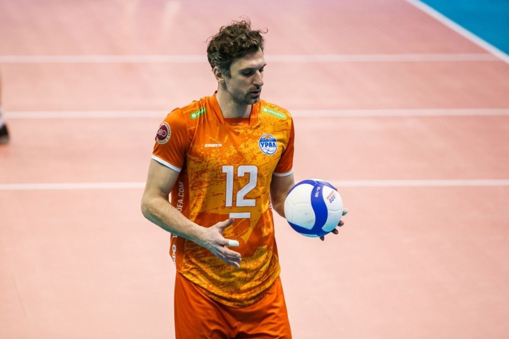 Волейболисты Александр Бутько и Александр Гуцалюк покинули уфимский ...